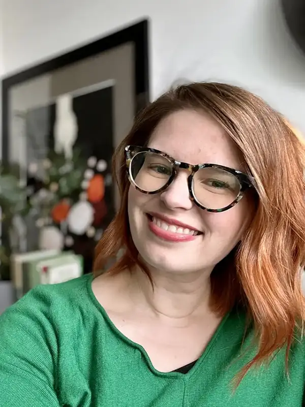 Brandee Easter - English