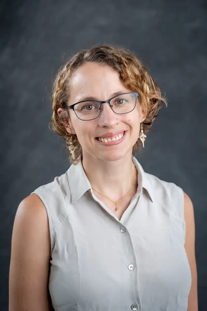 Emily Ellis - English