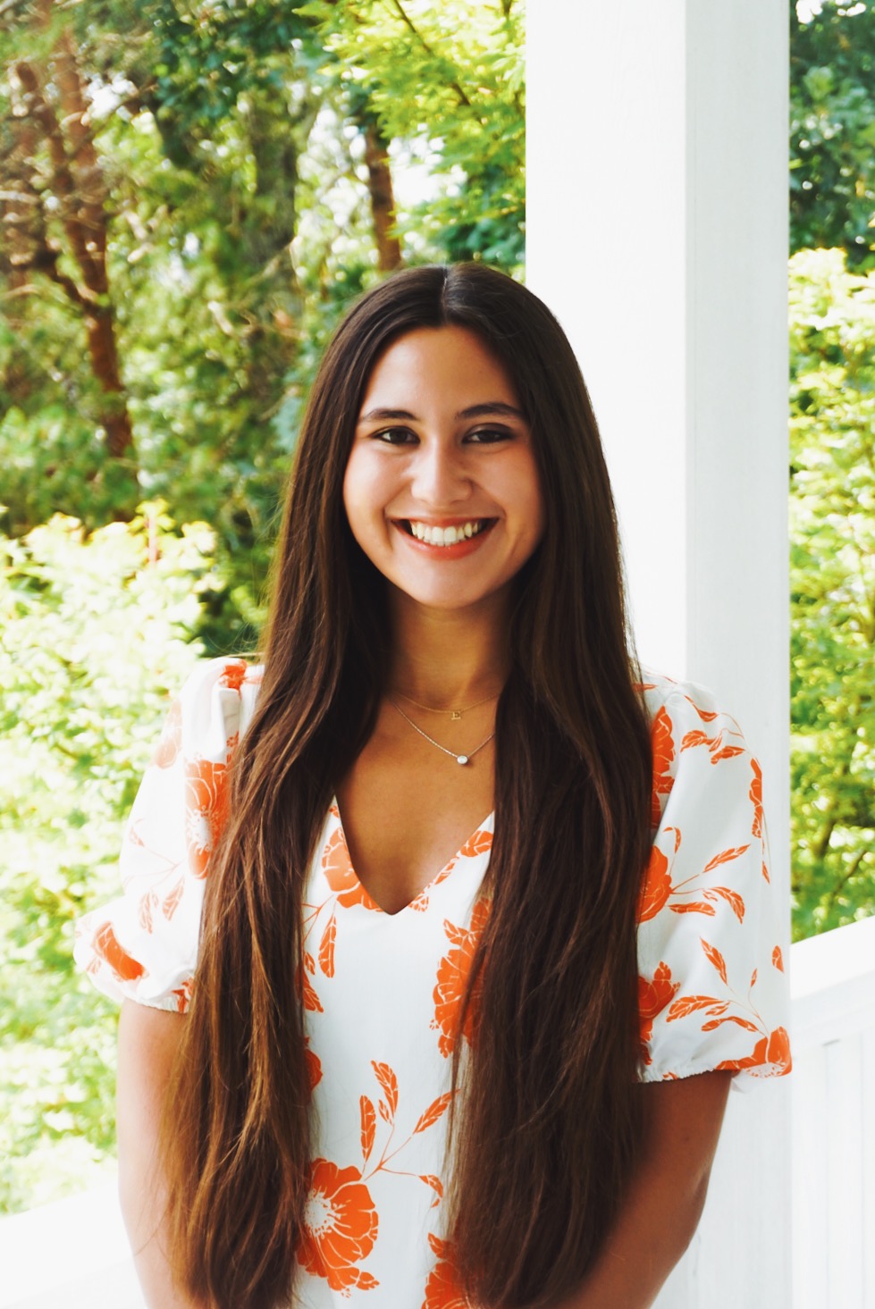 2023-2024 Undergraduate Scholarship Winners - English